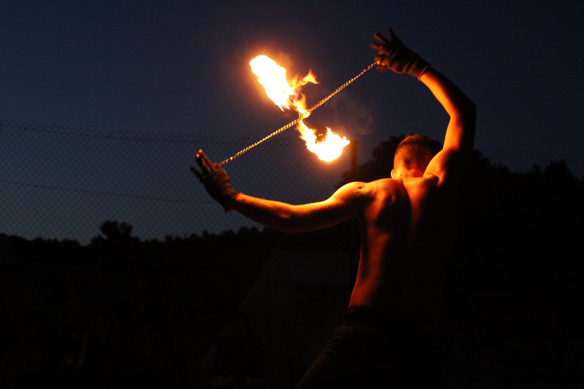 Spectacle de feu de rue - Arteflammes - Compagnie d'artistes